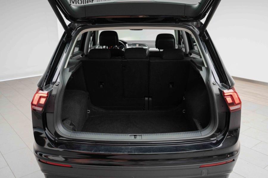 Volkswagen Tiguan 2018 Peetri, ar dzinēja tilpumu 2.00 L un nobraukumu 127 tūkst. km par 17850 €, foto 10 vietnē AUTOMOTO.COM.LV