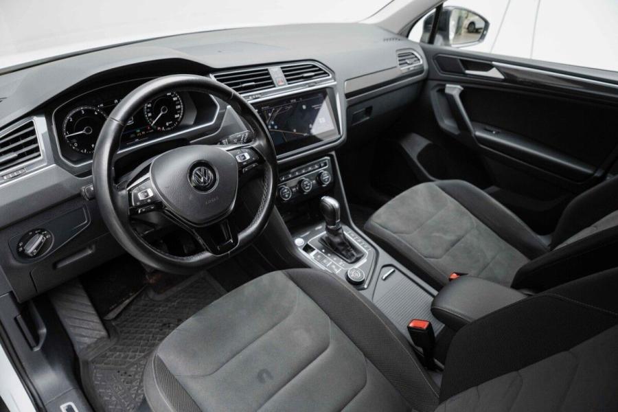 Volkswagen Tiguan 2019 Peetri, ar dzinēja tilpumu 2.00 L un nobraukumu 152 tūkst. km par 19900 €, foto 10 vietnē AUTOMOTO.COM.LV