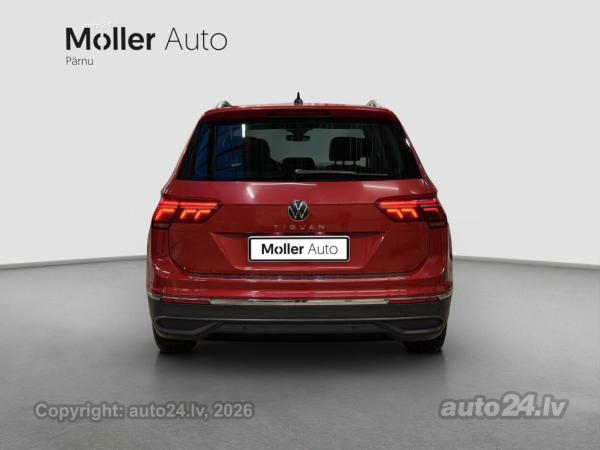 Volkswagen Tiguan 2021 in Parnu, with an engine capacity of 1.50 L and mileage of 45 thousand km for 23900 €, photo 4 on AUTOMOTO.COM.LV