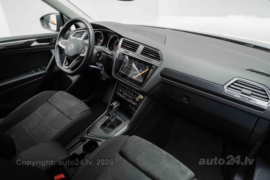 Volkswagen Tiguan 2021 in Tallinn, with an engine capacity of 2.00 L and mileage of 99 thousand km for 26900 €, photo 12 on AUTOMOTO.COM.LV