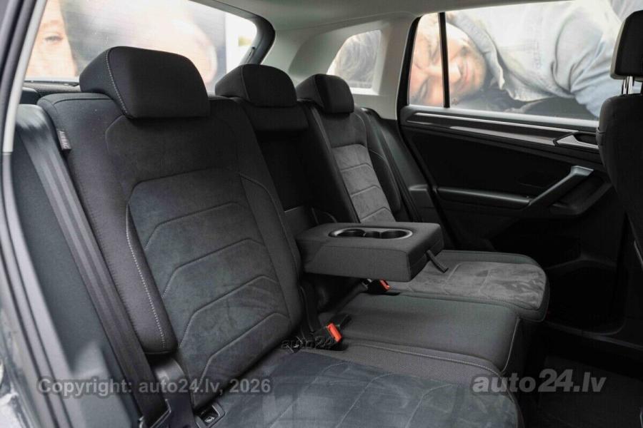 Volkswagen Tiguan 2021 in Tallinn, with an engine capacity of 2.00 L and mileage of 99 thousand km for 26900 €, photo 14 on AUTOMOTO.COM.LV