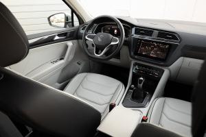 Volkswagen Tiguan 2021 in Jelgava, with an engine capacity of 1.40 L and mileage of 132 thousand km for 23950 €, photo 9 on AUTOMOTO.COM.LV