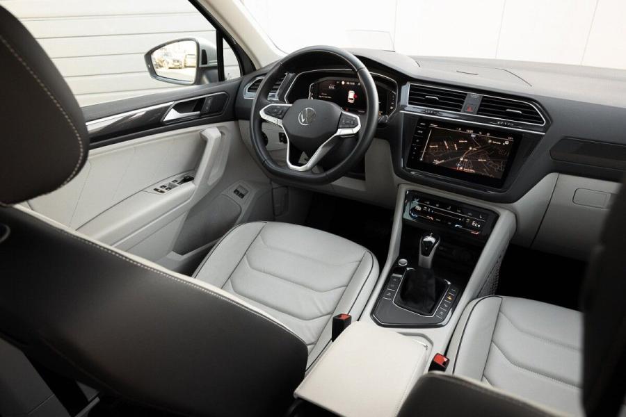 Volkswagen Tiguan 2021 in Jelgava, with an engine capacity of 1.40 L and mileage of 132 thousand km for 23950 €, photo 9 on AUTOMOTO.COM.LV