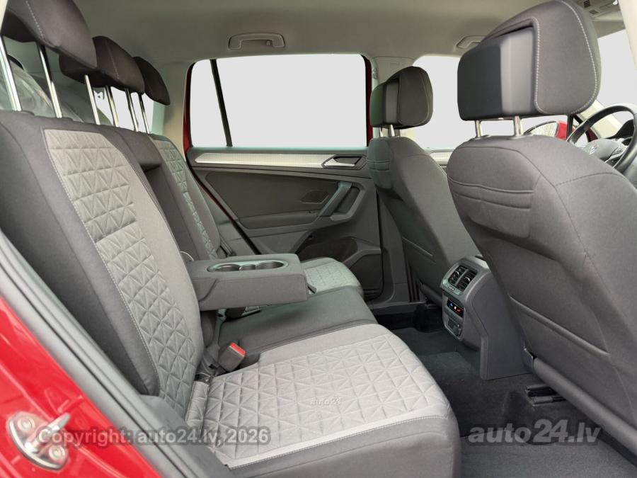 Volkswagen Tiguan 2022 Pērnava, ar dzinēja tilpumu 1.50 L un nobraukumu 76 tūkst. km par 23900 €, foto 8 vietnē AUTOMOTO.COM.LV