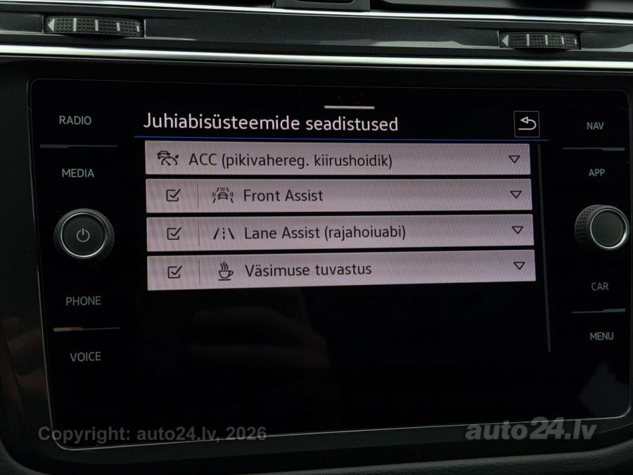 Volkswagen Tiguan 2022 Pērnava, ar dzinēja tilpumu 1.50 L un nobraukumu 76 tūkst. km par 23900 €, foto 15 vietnē AUTOMOTO.COM.LV