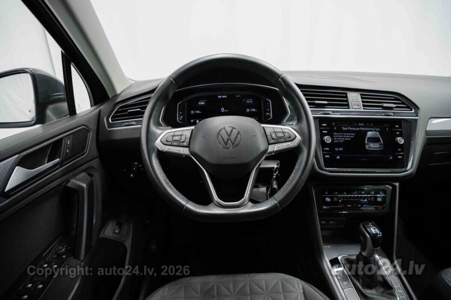 Volkswagen Tiguan 2022 in Tallinn, with an engine capacity of 2.00 L and mileage of 79 thousand km for 23900 €, photo 11 on AUTOMOTO.COM.LV