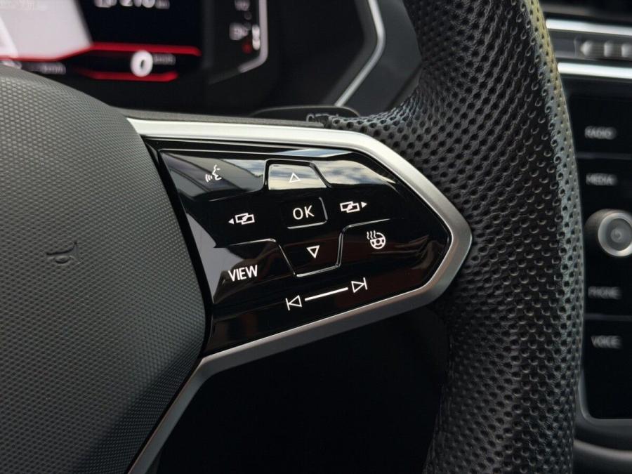 Volkswagen Tiguan 2022 Pērnava, ar dzinēja tilpumu 2.00 L un nobraukumu 80 tūkst. km par 37900 €, foto 23 vietnē AUTOMOTO.COM.LV