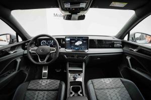 Volkswagen Tiguan 2026 Peetri, ar dzinēja tilpumu 1.50 L un nobraukumu 0 tūkst. km par 45500 €, foto 8 vietnē AUTOMOTO.COM.LV