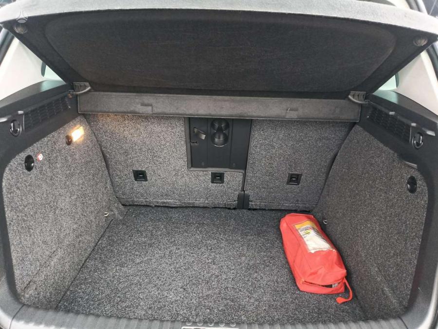 Violet Volkswagen Tiguan 2013 in Vilnius, with an engine capacity of 1.97 L and mileage of 199 thousand km for 9300 €, photo 14 on AUTOMOTO.COM.LV