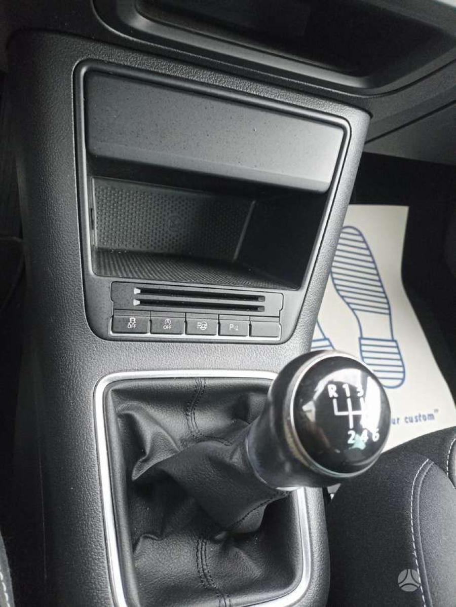 Violet Volkswagen Tiguan 2013 in Vilnius, with an engine capacity of 1.97 L and mileage of 199 thousand km for 9300 €, photo 19 on AUTOMOTO.COM.LV