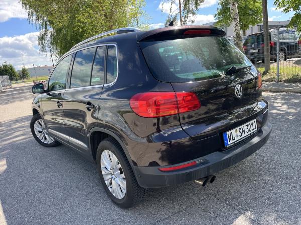 Violets Volkswagen Tiguan 2013 Marijampole, ar dzinēja tilpumu 2.00 L un nobraukumu 199 tūkst. km par 9750 €, foto 3 vietnē AUTOMOTO.COM.LV