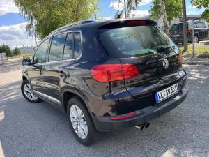 Violets Volkswagen Tiguan 2013 Marijampole, ar dzinēja tilpumu 2.00 L un nobraukumu 199 tūkst. km par 9750 €, foto 4 vietnē AUTOMOTO.COM.LV