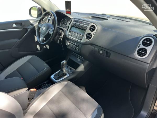 Violets Volkswagen Tiguan 2013 Marijampole, ar dzinēja tilpumu 2.00 L un nobraukumu 199 tūkst. km par 9750 €, foto 5 vietnē AUTOMOTO.COM.LV