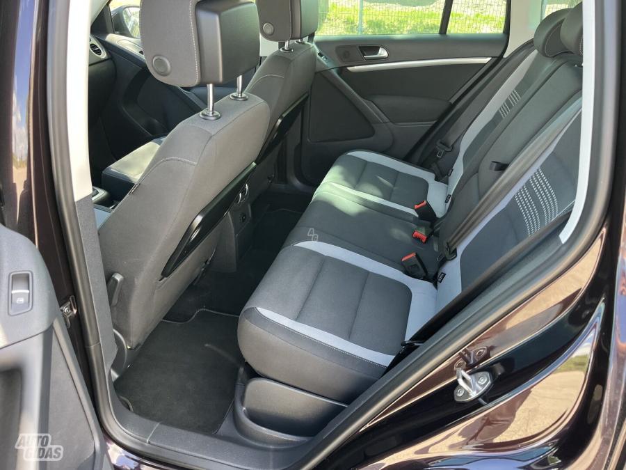 Violets Volkswagen Tiguan 2013 Marijampole, ar dzinēja tilpumu 2.00 L un nobraukumu 199 tūkst. km par 9750 €, foto 8 vietnē AUTOMOTO.COM.LV