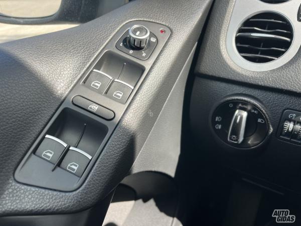 Violets Volkswagen Tiguan 2013 Marijampole, ar dzinēja tilpumu 2.00 L un nobraukumu 199 tūkst. km par 9750 €, foto 9 vietnē AUTOMOTO.COM.LV
