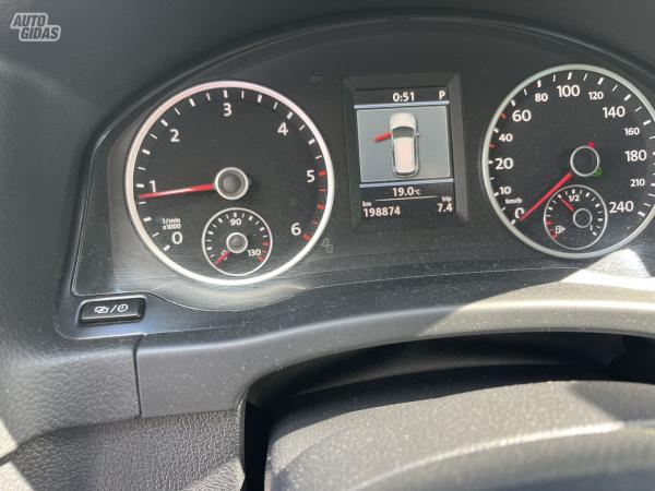 Violets Volkswagen Tiguan 2013 Marijampole, ar dzinēja tilpumu 2.00 L un nobraukumu 199 tūkst. km par 9750 €, foto 10 vietnē AUTOMOTO.COM.LV