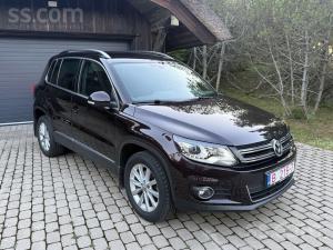 Violets Volkswagen Tiguan 2013 Rīga, ar dzinēja tilpumu 2.00 L un nobraukumu 49 tūkst. km par 11500 €, foto  vietnē AUTOMOTO.COM.LV