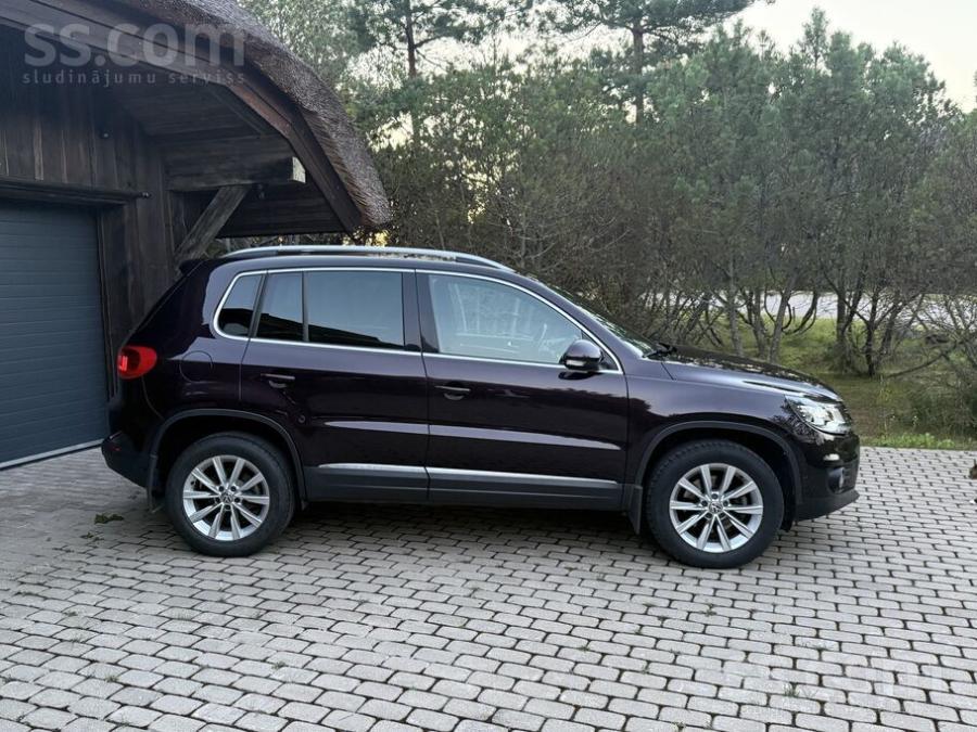 Violets Volkswagen Tiguan 2013 Rīga, ar dzinēja tilpumu 2.00 L un nobraukumu 49 tūkst. km par 11500 €, foto 3 vietnē AUTOMOTO.COM.LV
