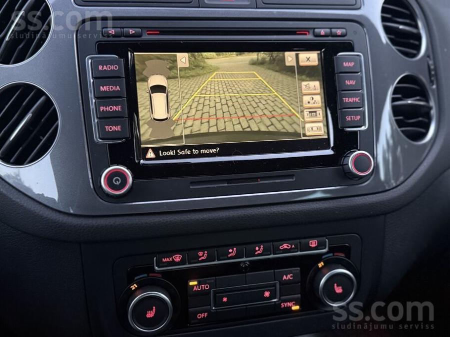 Violets Volkswagen Tiguan 2013 Rīga, ar dzinēja tilpumu 2.00 L un nobraukumu 49 tūkst. km par 11500 €, foto 14 vietnē AUTOMOTO.COM.LV