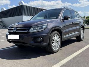 Violet Volkswagen Tiguan 2016 in Kaunas, with an engine capacity of 1.98 L and mileage of 103 thousand km for 12800 €, photo  on AUTOMOTO.COM.LV