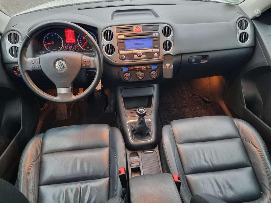 Balts Volkswagen Tiguan 2008 Šauļi, ar dzinēja tilpumu 1.97 L un nobraukumu 173 tūkst. km par 6600 €, foto 19 vietnē AUTOMOTO.COM.LV