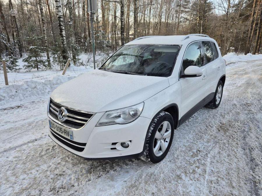 Balts Volkswagen Tiguan 2008 Tauragė, ar dzinēja tilpumu 1.97 L un nobraukumu 280 tūkst. km par 5950 €, foto 1 vietnē AUTOMOTO.COM.LV