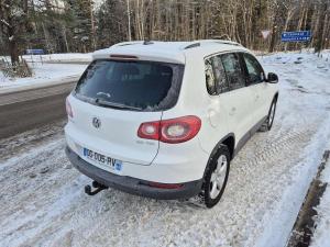 Balts Volkswagen Tiguan 2008 Tauragė, ar dzinēja tilpumu 1.97 L un nobraukumu 280 tūkst. km par 5950 €, foto 4 vietnē AUTOMOTO.COM.LV