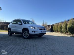 White Volkswagen Tiguan 2008 in Klaipeda, with an engine capacity of 2.00 L and mileage of 347 thousand km for 5300 €, photo 2 on AUTOMOTO.COM.LV