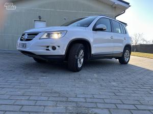 White Volkswagen Tiguan 2008 in Klaipeda, with an engine capacity of 2.00 L and mileage of 347 thousand km for 5300 €, photo 7 on AUTOMOTO.COM.LV