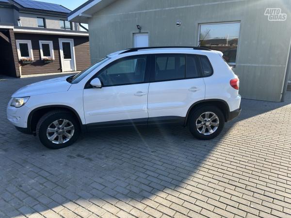 White Volkswagen Tiguan 2008 in Klaipeda, with an engine capacity of 2.00 L and mileage of 347 thousand km for 5300 €, photo 10 on AUTOMOTO.COM.LV