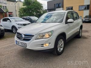 Белый Фольксваген Тигуан 2008 в Даугавпилс, объемом двигателя 2.00 л и пробегом 0 тыс. км за 5750 €, фото  на AUTOMOTO.COM.LV