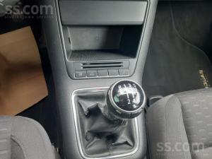White Volkswagen Tiguan 2008 in Daugavpils, with an engine capacity of 2.00 L and mileage of 0 thousand km for 5750 €, photo 18 on AUTOMOTO.COM.LV