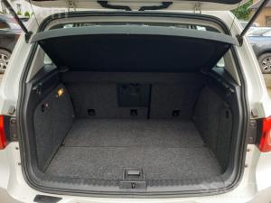 White Volkswagen Tiguan 2008 in Daugavpils, with an engine capacity of 2.00 L and mileage of 0 thousand km for 5750 €, photo 22 on AUTOMOTO.COM.LV