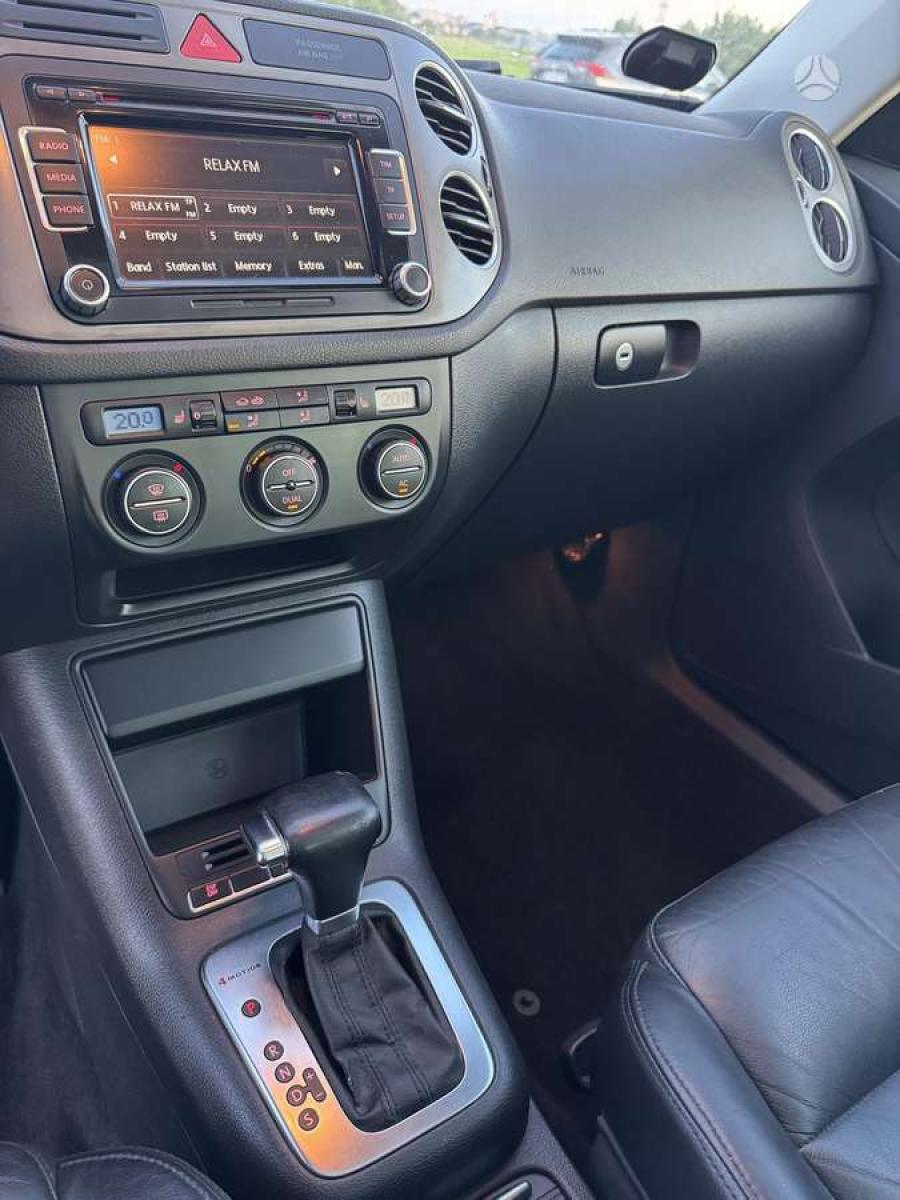Белый Фольксваген Тигуан 2008 в Каунас, объемом двигателя 1.97 л и пробегом 283 тыс. км за 6300 €, фото 15 на AUTOMOTO.COM.LV