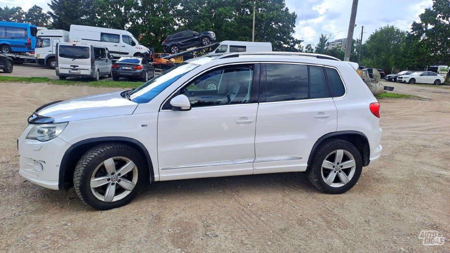 Balts Volkswagen Tiguan 2009 Viļņa, ar dzinēja tilpumu 2.00 L un nobraukumu 289 tūkst. km par 4999 €, foto 5 vietnē AUTOMOTO.COM.LV