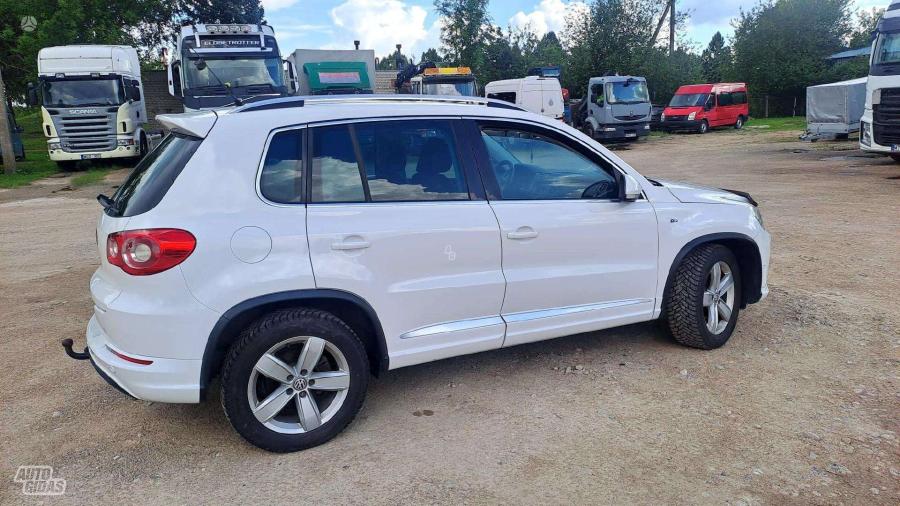 Balts Volkswagen Tiguan 2009 Viļņa, ar dzinēja tilpumu 2.00 L un nobraukumu 289 tūkst. km par 4999 €, foto 9 vietnē AUTOMOTO.COM.LV