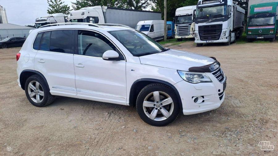 Balts Volkswagen Tiguan 2009 Viļņa, ar dzinēja tilpumu 2.00 L un nobraukumu 289 tūkst. km par 4999 €, foto 10 vietnē AUTOMOTO.COM.LV