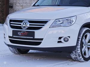 White Volkswagen Tiguan 2009 in Kedainiai, with an engine capacity of 1.98 L and mileage of 190 thousand km for 5999 €, photo 15 on AUTOMOTO.COM.LV