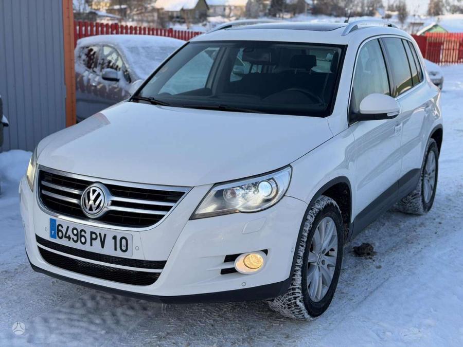Balts Volkswagen Tiguan 2009 Viļņa, ar dzinēja tilpumu 1.97 L un nobraukumu 231 tūkst. km par 5999 €, foto 3 vietnē AUTOMOTO.COM.LV