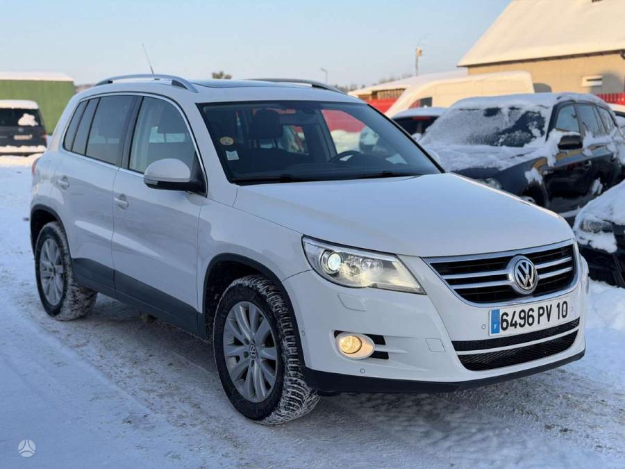 Balts Volkswagen Tiguan 2009 Viļņa, ar dzinēja tilpumu 1.97 L un nobraukumu 231 tūkst. km par 5999 €, foto 5 vietnē AUTOMOTO.COM.LV