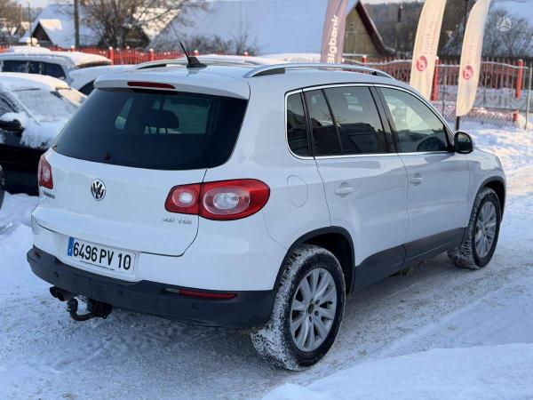 Balts Volkswagen Tiguan 2009 Viļņa, ar dzinēja tilpumu 1.97 L un nobraukumu 231 tūkst. km par 5999 €, foto 6 vietnē AUTOMOTO.COM.LV