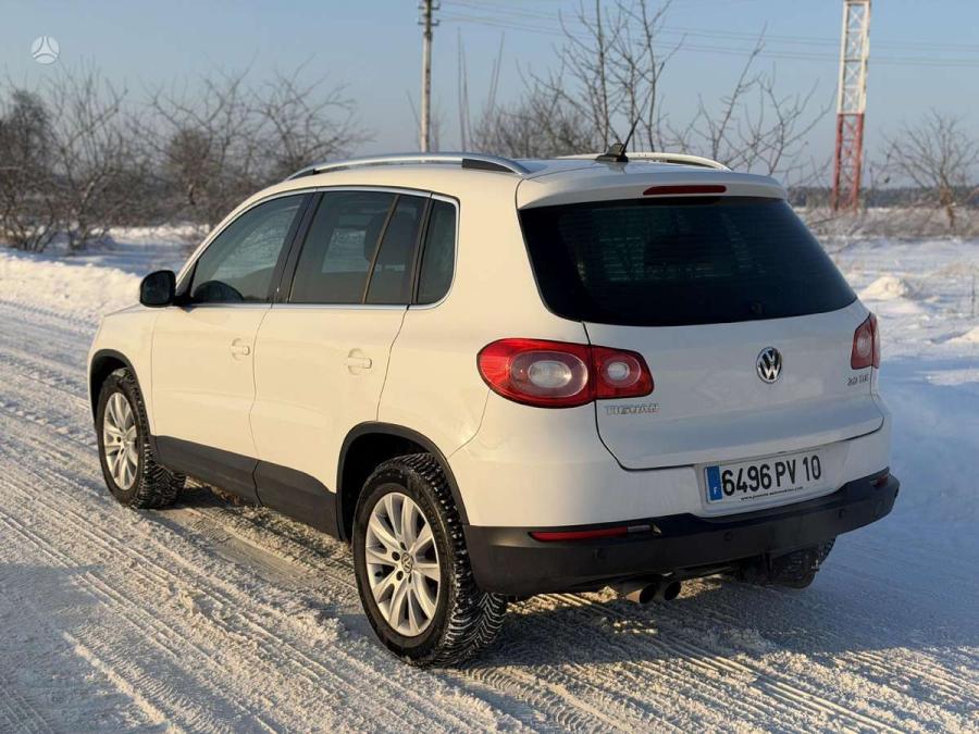 Balts Volkswagen Tiguan 2009 Viļņa, ar dzinēja tilpumu 1.97 L un nobraukumu 231 tūkst. km par 5999 €, foto 14 vietnē AUTOMOTO.COM.LV