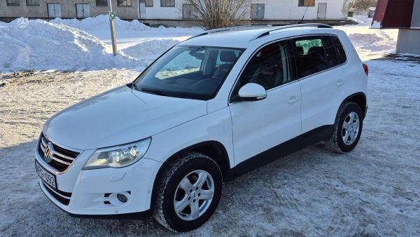 Balts Volkswagen Tiguan 2009 Utena, ar dzinēja tilpumu 1.97 L un nobraukumu 289 tūkst. km par 5650 €, foto 6 vietnē AUTOMOTO.COM.LV