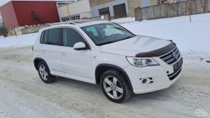 Balts Volkswagen Tiguan 2009 Viļņa, ar dzinēja tilpumu 2.00 L un nobraukumu 289 tūkst. km par 5650 €, foto 3 vietnē AUTOMOTO.COM.LV