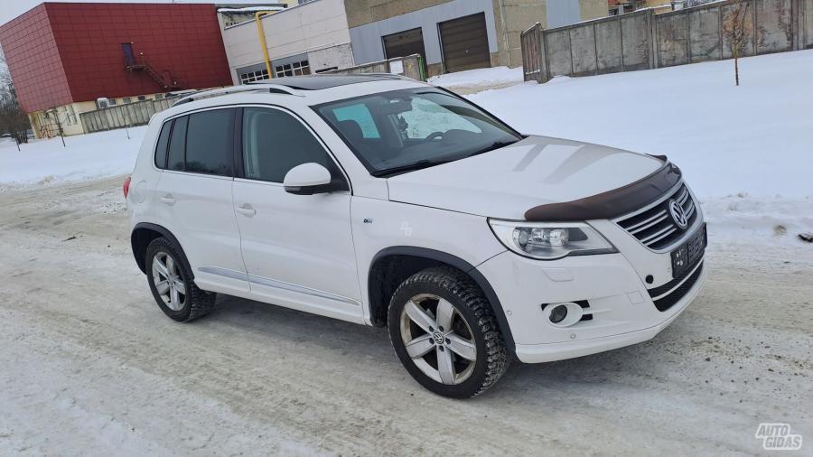Balts Volkswagen Tiguan 2009 Viļņa, ar dzinēja tilpumu 2.00 L un nobraukumu 289 tūkst. km par 5650 €, foto 3 vietnē AUTOMOTO.COM.LV