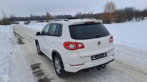Balts Volkswagen Tiguan 2009 Viļņa, ar dzinēja tilpumu 2.00 L un nobraukumu 289 tūkst. km par 5650 €, foto 6 vietnē AUTOMOTO.COM.LV