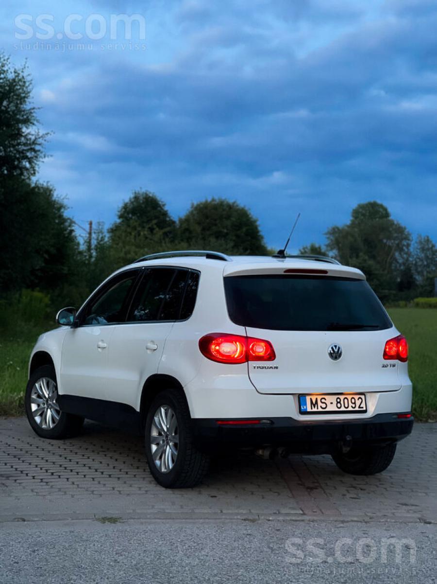 Balts Volkswagen Tiguan 2009 Rīga, ar dzinēja tilpumu 2.00 L un nobraukumu 266 tūkst. km par 6300 €, foto 6 vietnē AUTOMOTO.COM.LV