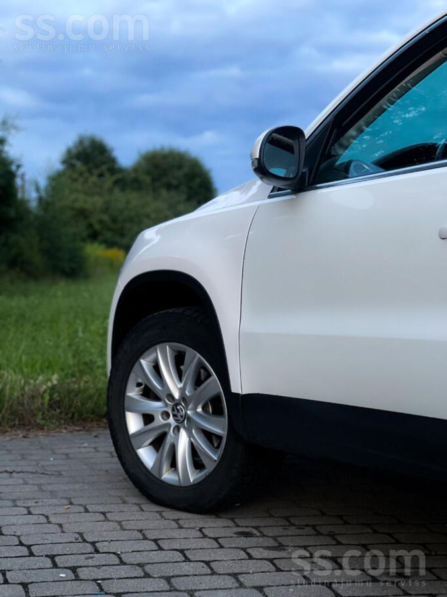 Balts Volkswagen Tiguan 2009 Rīga, ar dzinēja tilpumu 2.00 L un nobraukumu 266 tūkst. km par 6300 €, foto 7 vietnē AUTOMOTO.COM.LV