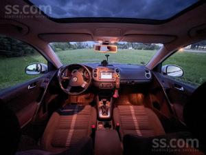 Balts Volkswagen Tiguan 2009 Rīga, ar dzinēja tilpumu 2.00 L un nobraukumu 266 tūkst. km par 6300 €, foto 11 vietnē AUTOMOTO.COM.LV