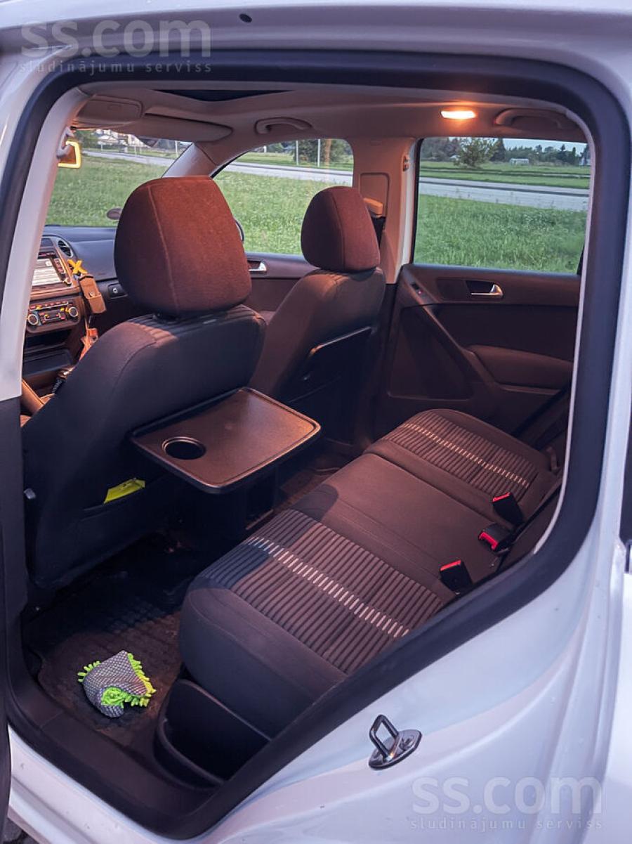 Balts Volkswagen Tiguan 2009 Rīga, ar dzinēja tilpumu 2.00 L un nobraukumu 266 tūkst. km par 6300 €, foto 13 vietnē AUTOMOTO.COM.LV